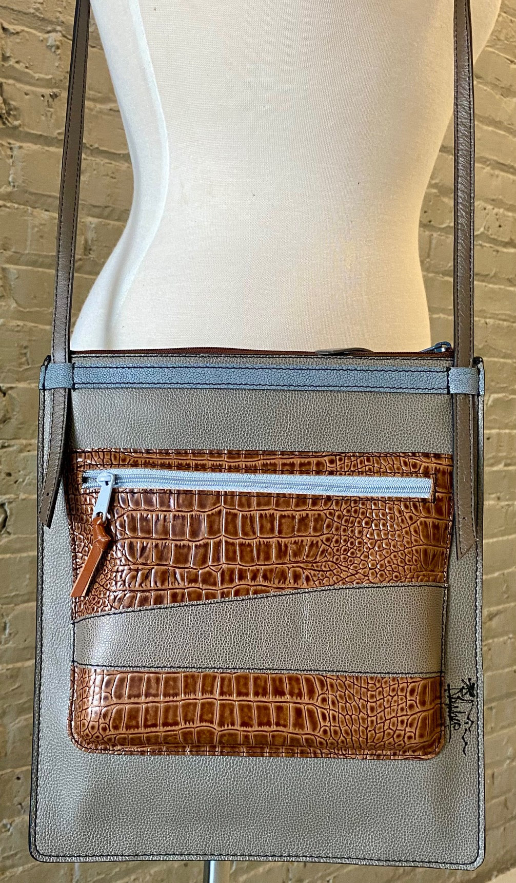 Bohemian Cross-body Bag - Artwear by Robbie